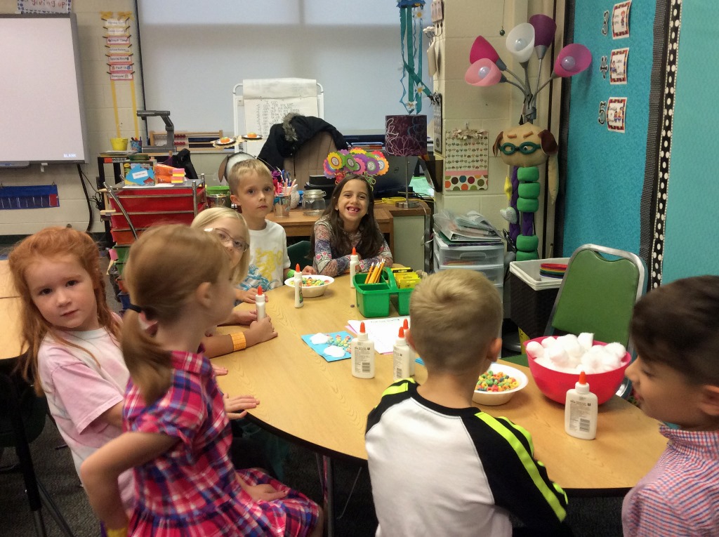 Gallery - First Grade Color Day
