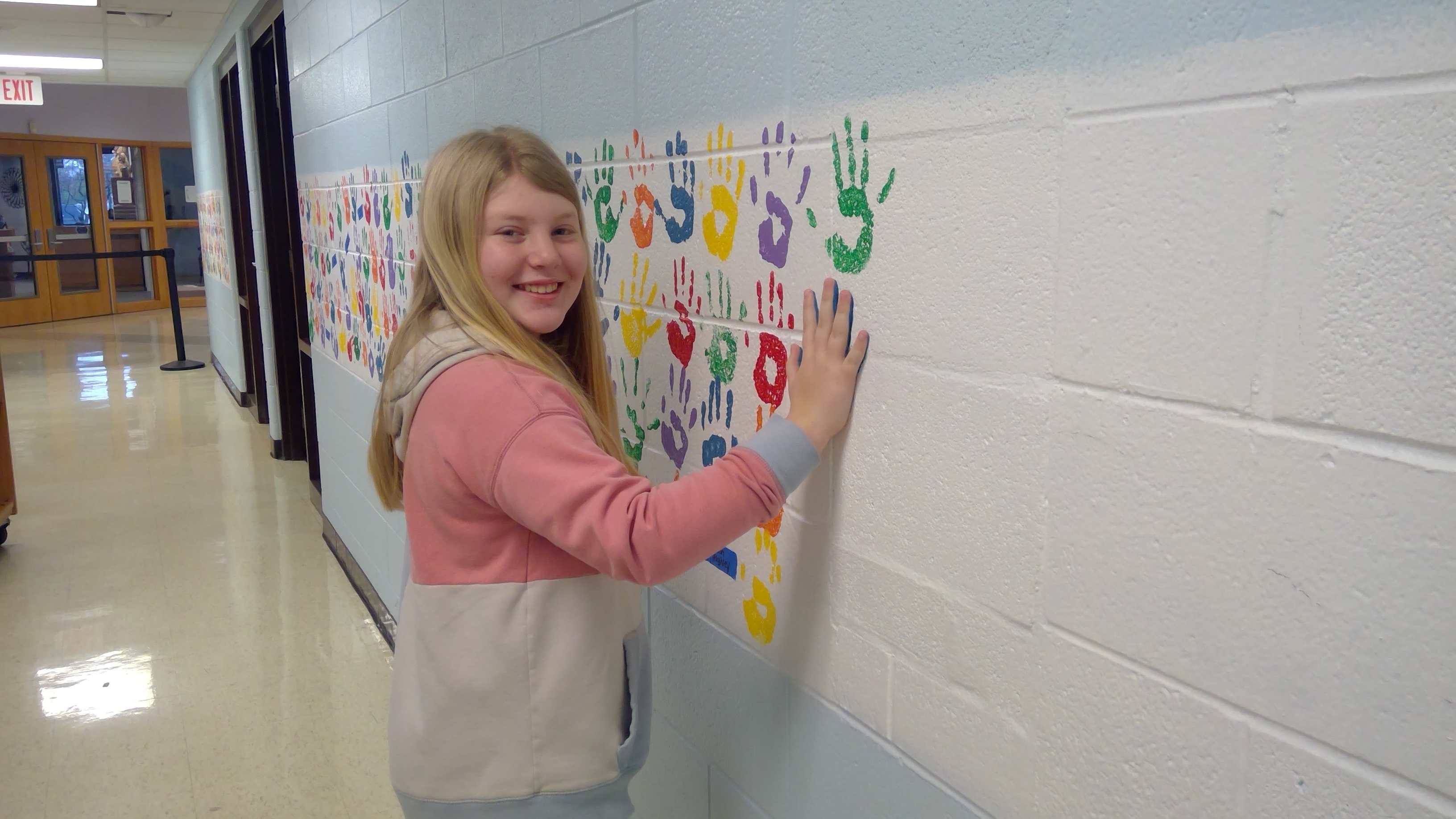 Gallery - 5th Grade Handprints 22-23